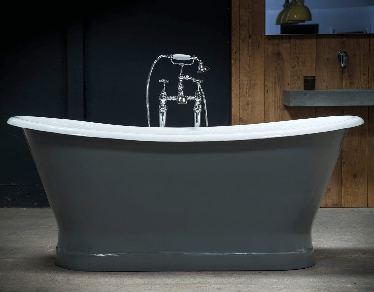 Arroll Bath | The Lyon - Traditional bath is based on the bateau style
